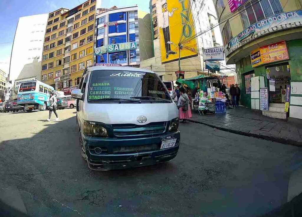 Elektronik eşya mağazaları C & C, La Paz, foto