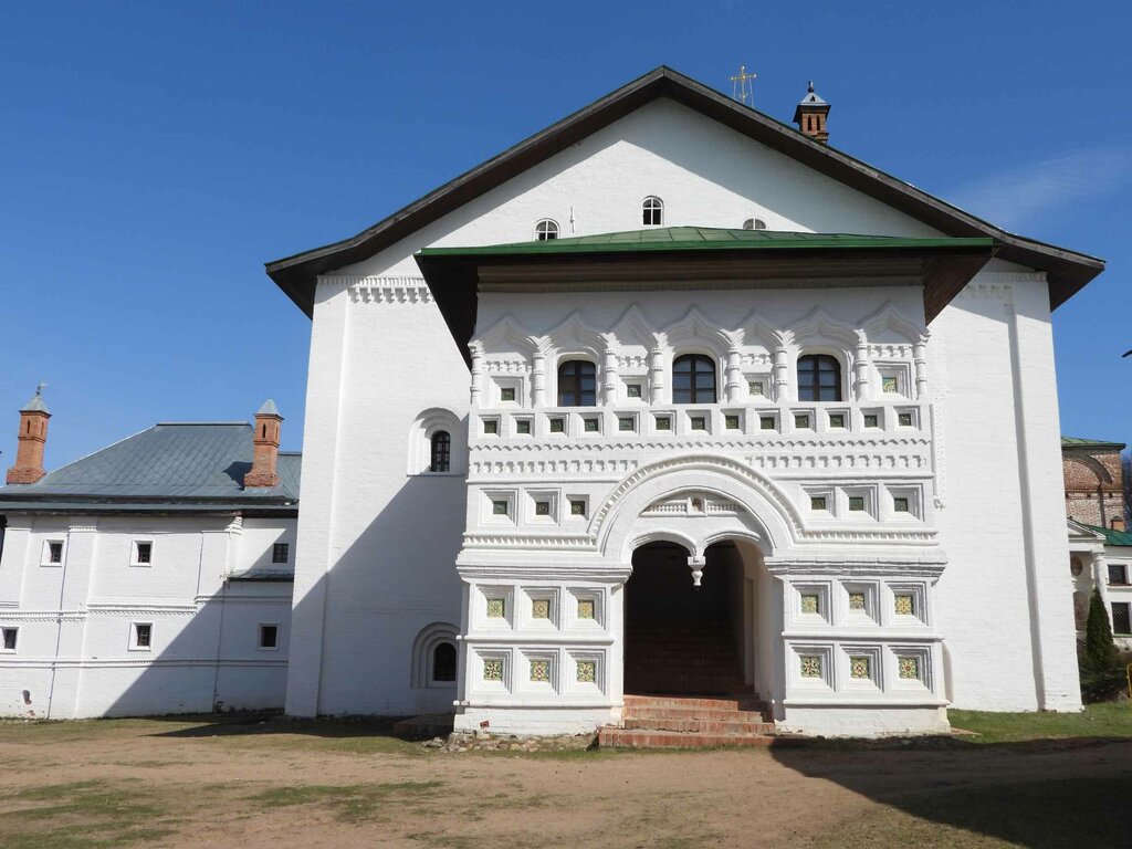Turistik yerler Старые настоятельские покои, Yaroslavskaya oblastı, foto