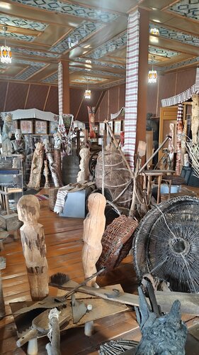 Müzeler ve sanat galerileri Центр деревянной скульптуры, Brestskaya oblastı, foto