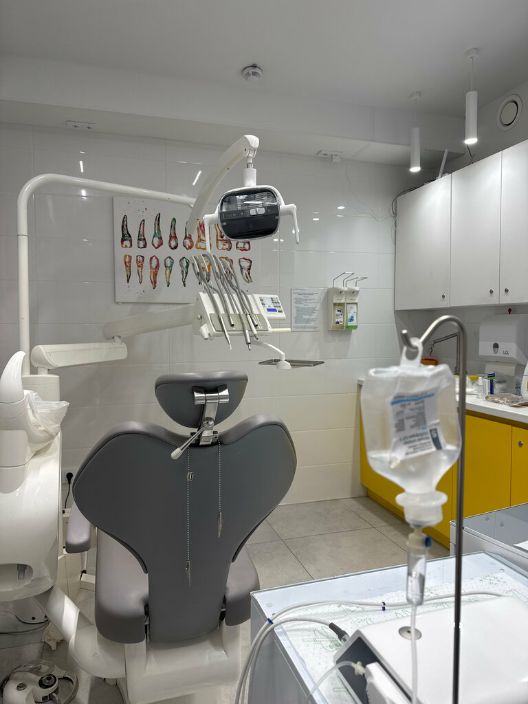 Özel ağız ve diş sağlığı klinikleri ve muayenehaneleri White peak premium, Saint‑Petersburg, foto