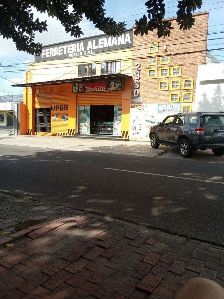 Yapı mağazası Ferreteria Alemana Berlin, Santa‑Krus, foto