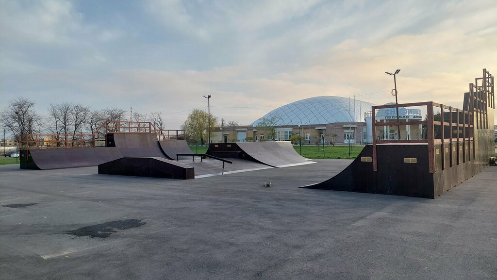 Spor alanı Скейт-парк, Yeysk, foto