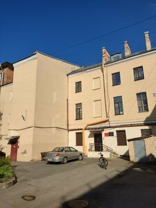 Кронштадтский дворец культуры (Komsomola Street No:5/1), kültür ocakları  Kronstadt'tan