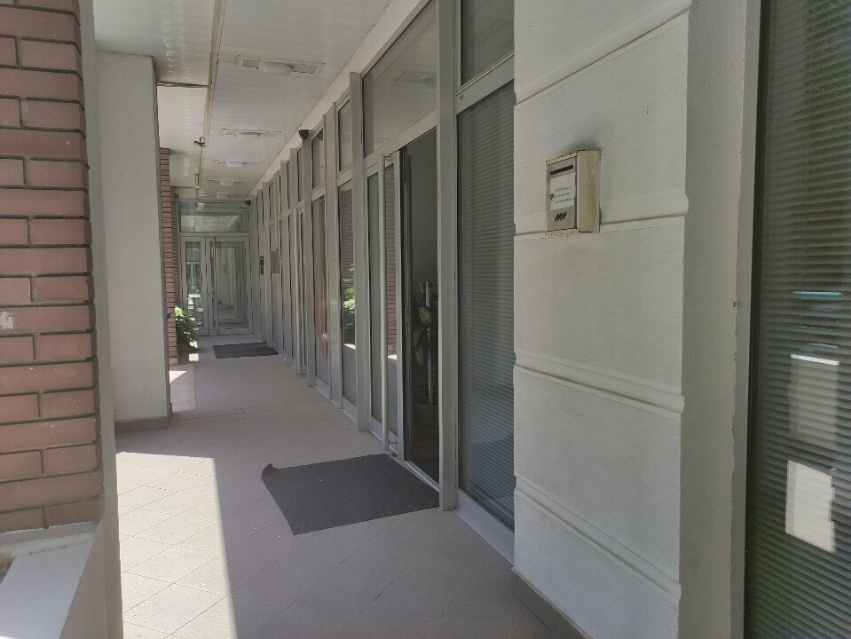 Otomobil yedek parçaları Beotehnika, Belgrad, foto