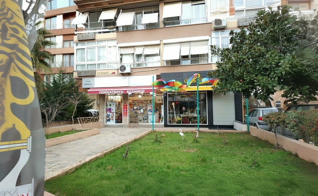 Eczaneler Yeni Hatboyu Eczanesi, İstanbul, foto