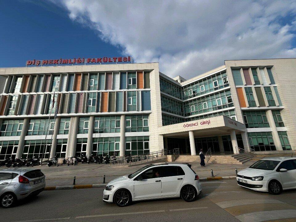 Eğitim altyapısı Akdeniz Üniversitesi Diş Hekimliği Fakültesi, Antalya, foto
