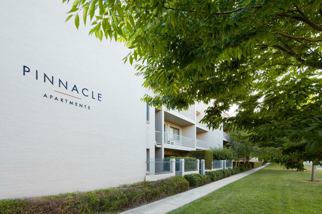 Otel Pinnacle Apartments, Canberra, foto