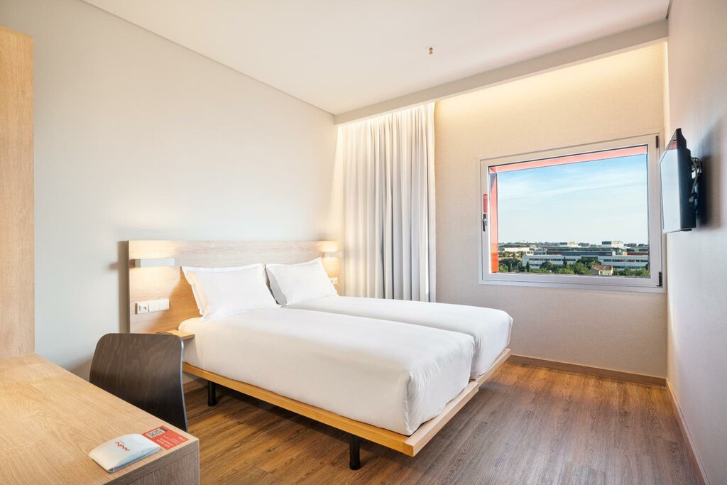 Otel Moov Hotel Oeiras, Lizbon İlçesi, foto