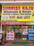 Sunrise Kaju (Goa, Major District Road 43), market  Varca'dan