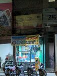 Qasuri Tea Stall (No:90, Gulberg 3, Grooman Gut), çayevi  Lahor'dan