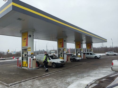 Benzin istasyonu Rosneft, Vishniy Volochek, foto