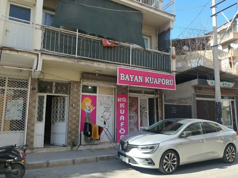 Kuaförler Betül Bayan Kuaförü, İzmir, foto