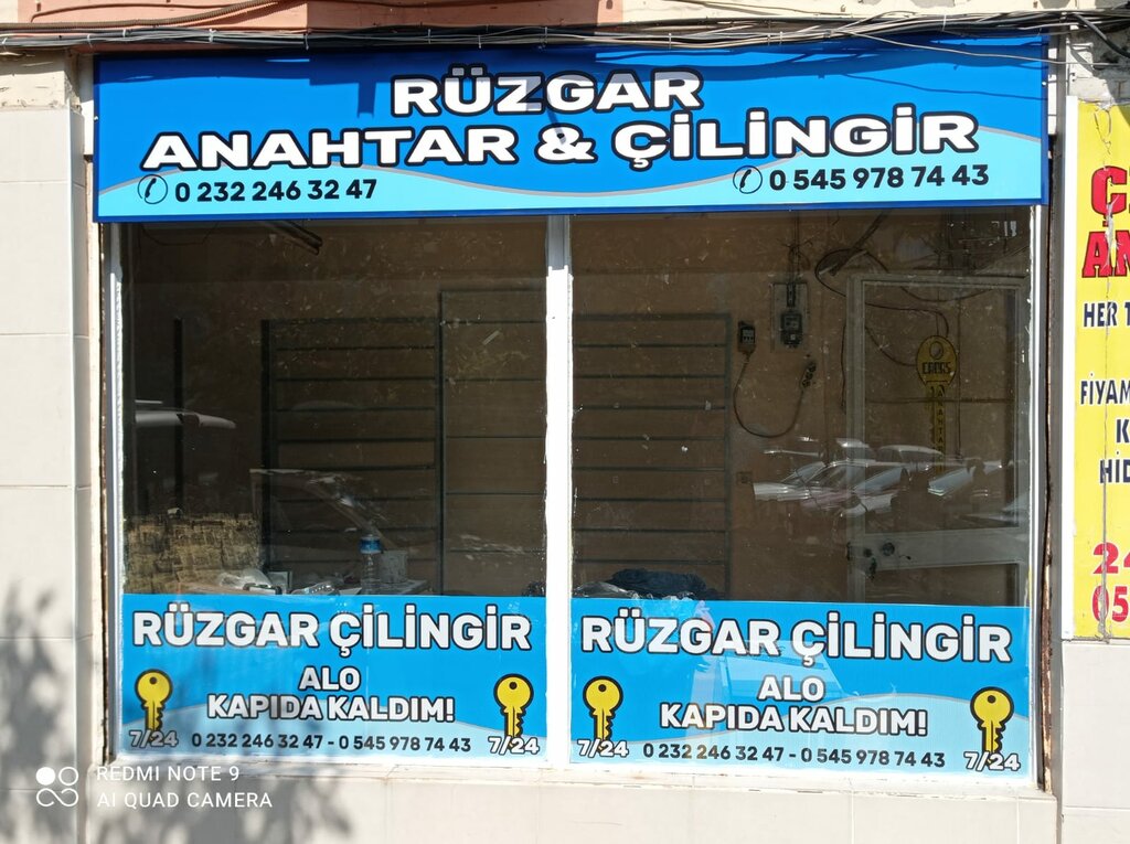 Çilingirler Rüzgar Anahtar Çilingir, İzmir, foto