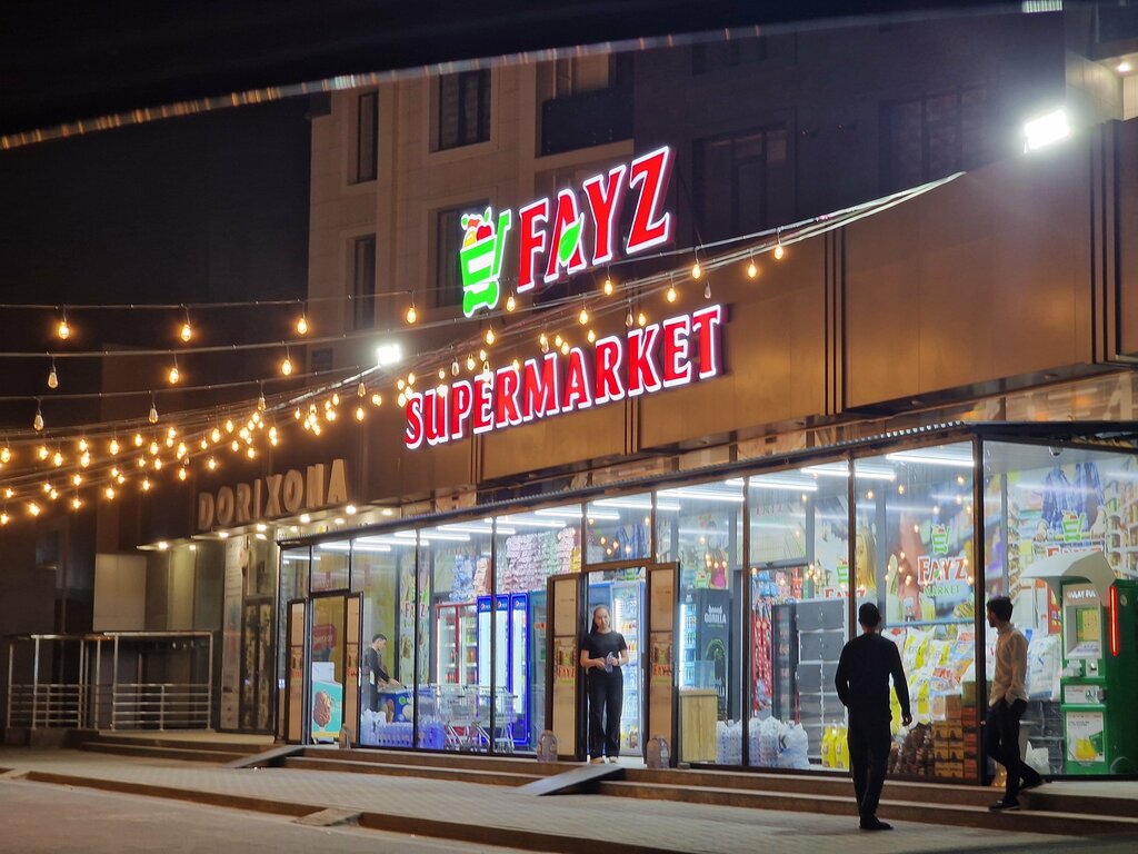 Süpermarket Рынок Файз, Semerkant, foto