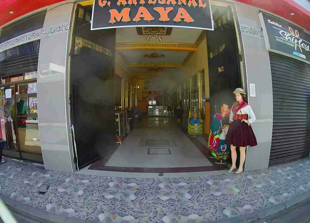 Alışveriş merkezleri Galeria Artesanal Maya, El Alto, foto
