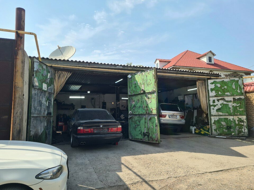 Otomobil servisi Auto Repair Center, Çimkent (Şımkent), foto