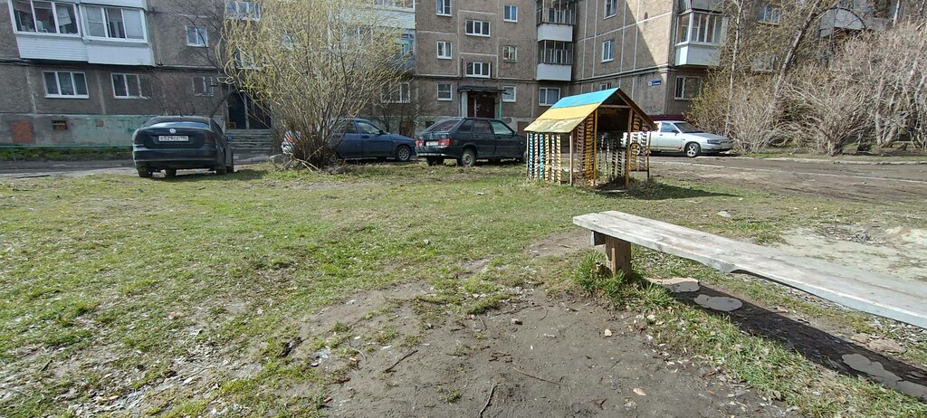 Oyun alanı Playground, Nijni Tagil, foto