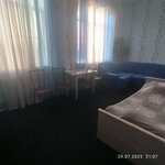 Relax (ulitsa Nikolaya Nikolayeva No:59), otel  Okulovka'dan