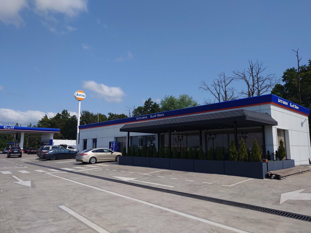 Benzin istasyonu Gulf, , foto