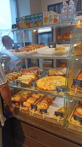 Свой Пекарь (Komsomolskaya ulitsa No:15/10, Novoulyanovsk), ekmek fırını  Novoulyanovsk'tan