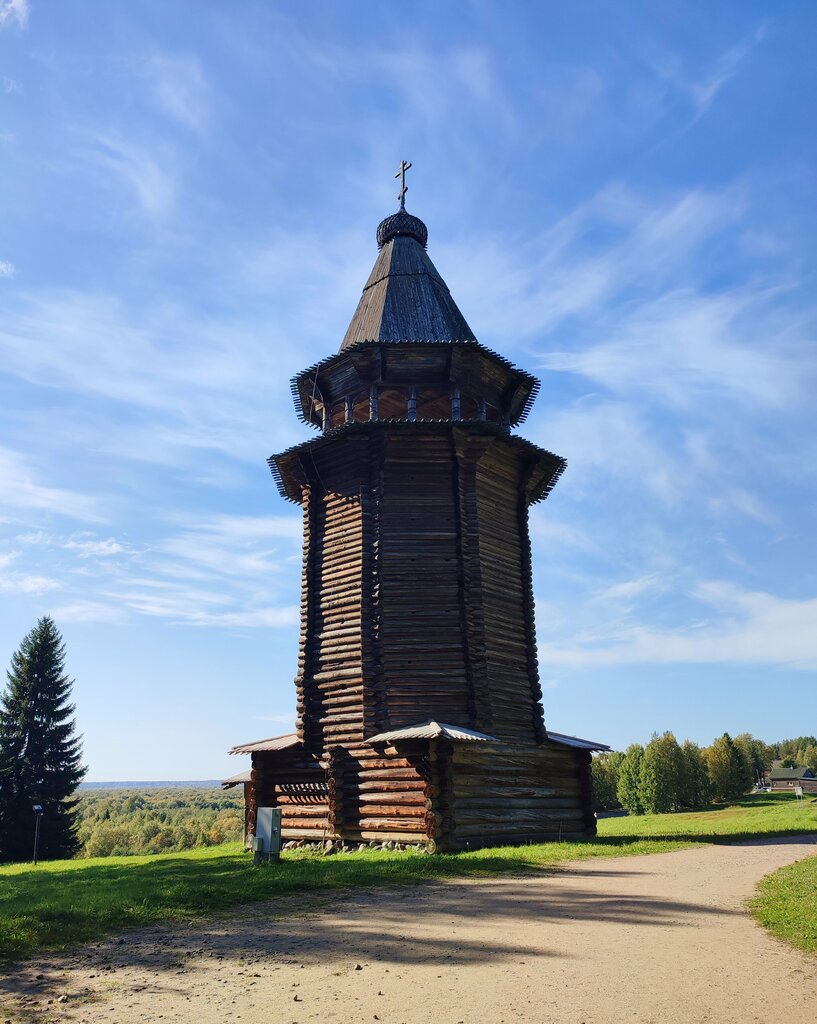 Turistik yerler Колокольня Никольского прихода из села Кулига-Дракованово, Arhangelskaya oblastı, foto