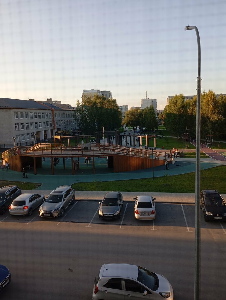 Kültür ve eğlence parkları Vypusknikov Garden Square, Tobolsk, foto