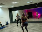 Dance studio D (Tereshkovoy Street No:12), dans okulları  Yaroslavl'dan