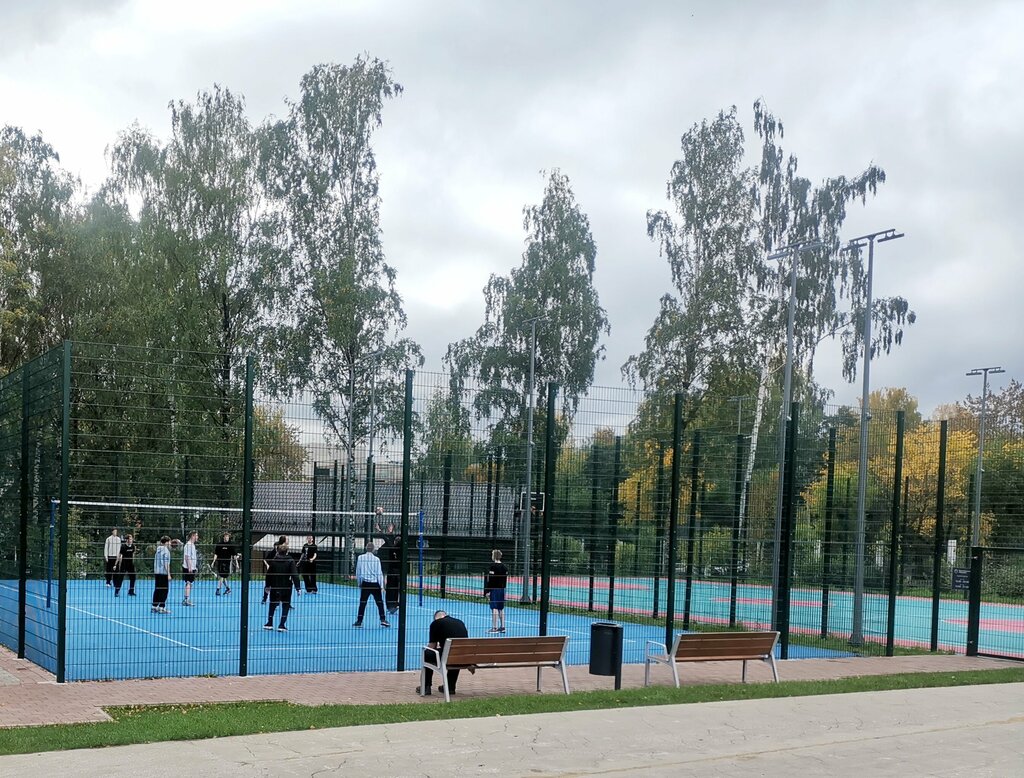 Spor alanı Волейбольная площадка, Kirov, foto