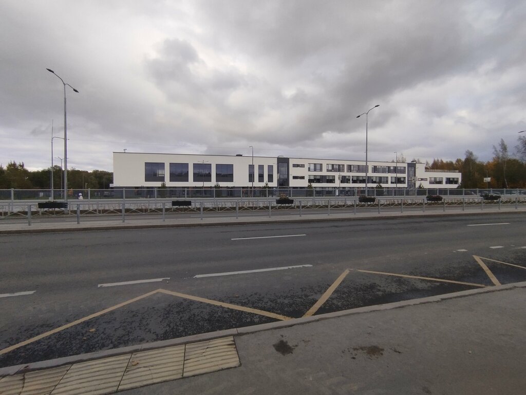 Ortaokul Школа №425, Kronstadt, foto