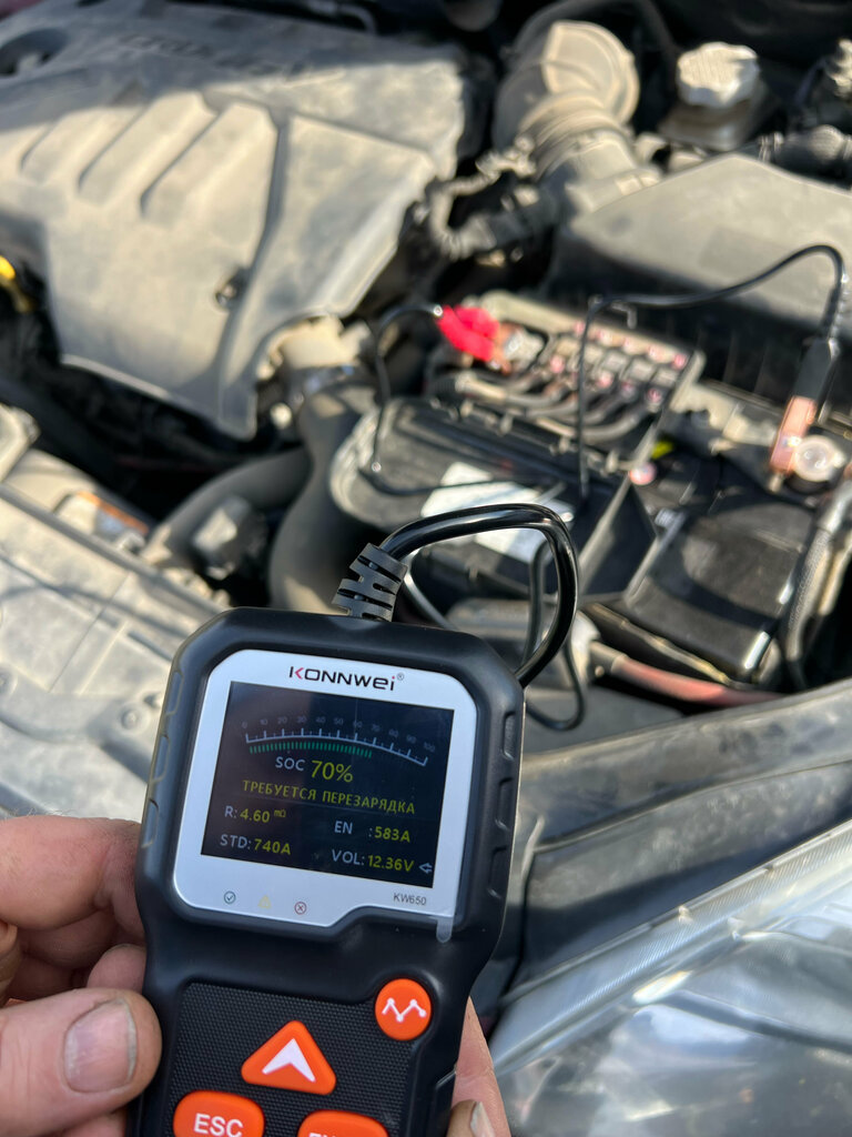 Otomobil yedek parçaları Аккумуляторы, Simferopol (Akmescit), foto