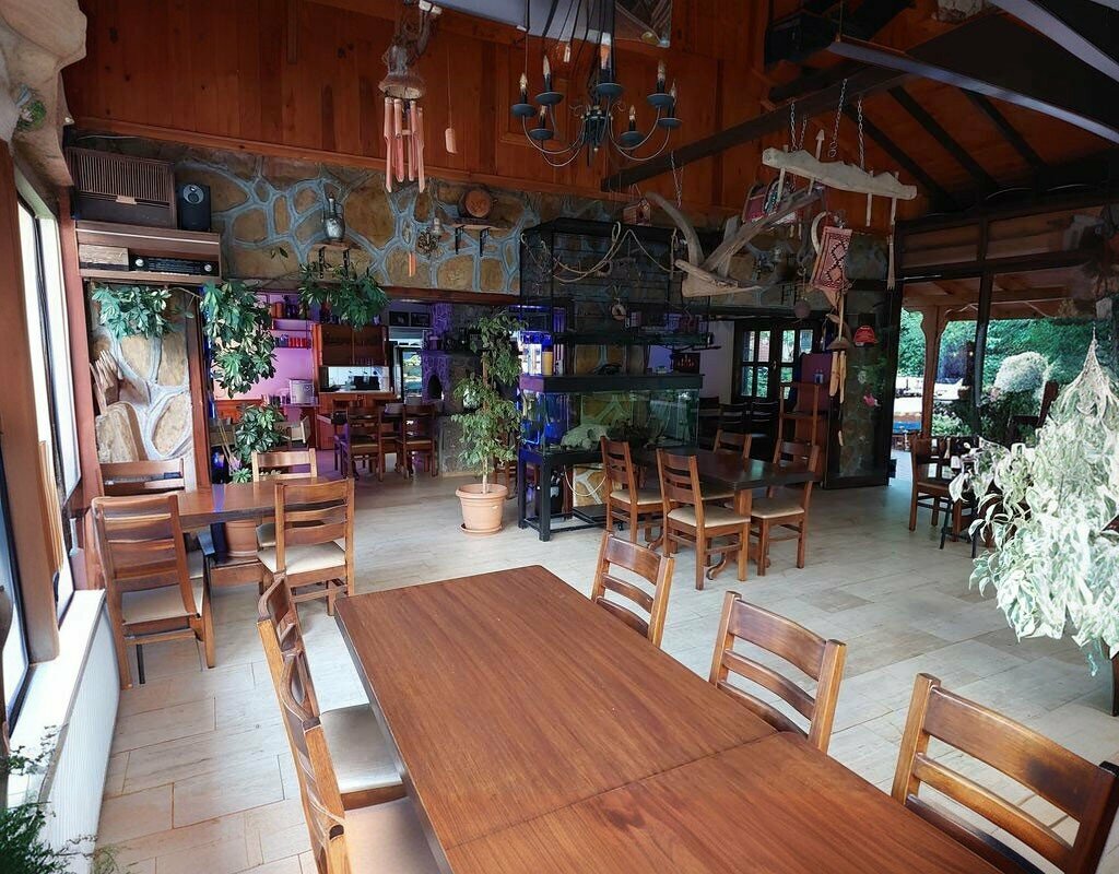 Restoran Radyocu Kemal'in Yeri, Ula, foto