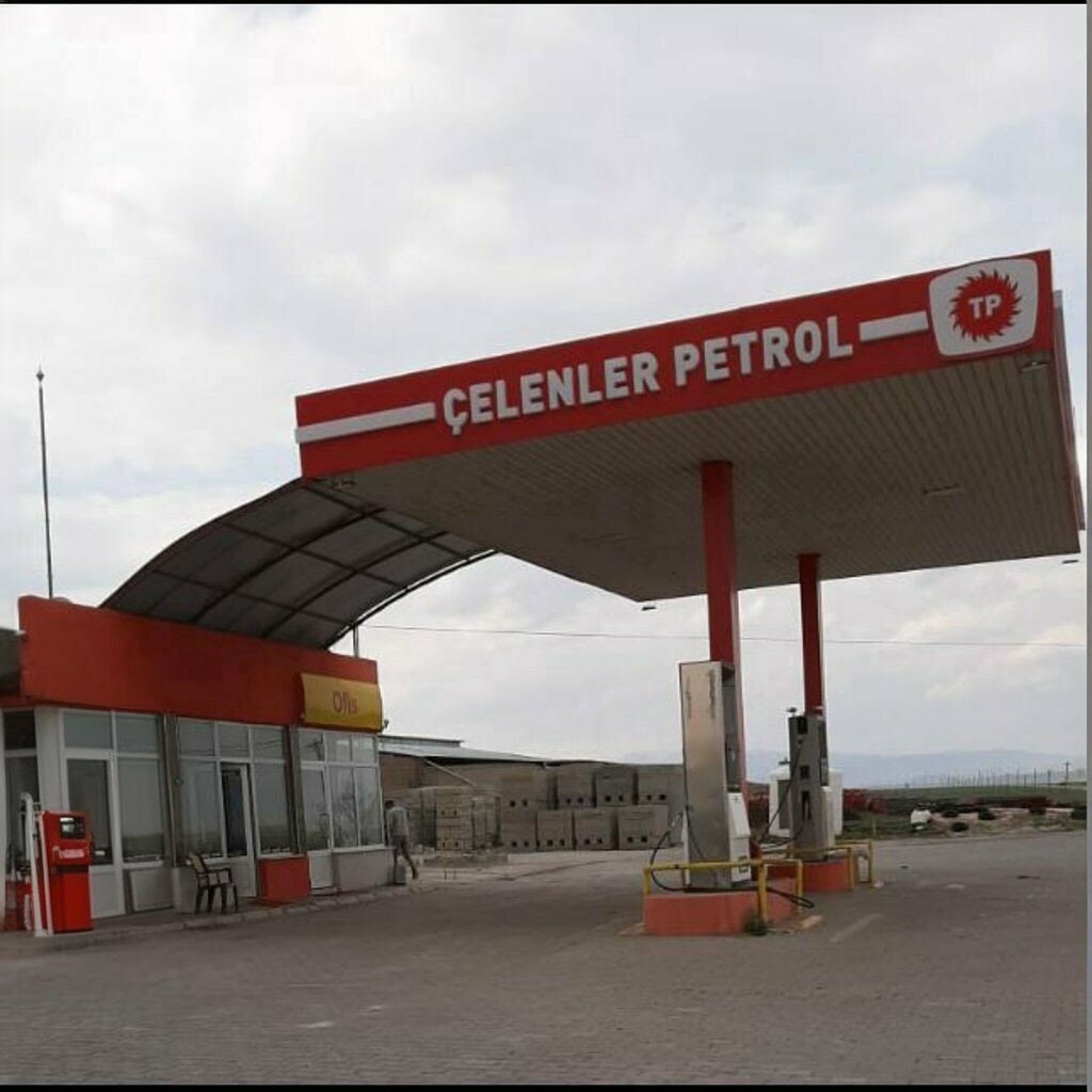 Benzin istasyonu Türkiye Petrolleri, Develi, foto