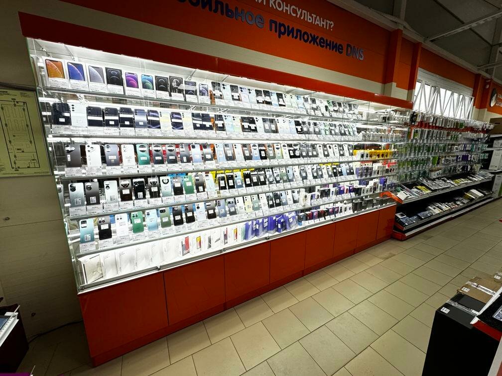 Elektronik eşya mağazaları DNS, Kamensk‑Şahtinski, foto
