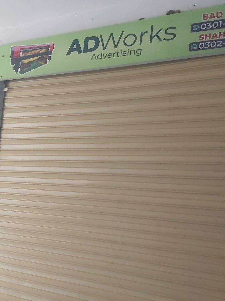 Açıkhava reklamcılığı AD work, Lahor, foto