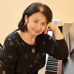 Stars of Tamos (Kákimbek Salyqov kóshesi No:100/1, Bostandyk City Administrative District, Nur Alataý shaǵyn aýdan), müzik okulları ve konservatuarlar  Almatı'dan