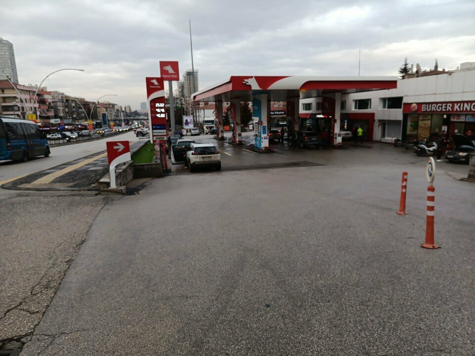 Benzin istasyonu Petrol Ofisi, Ankara, foto