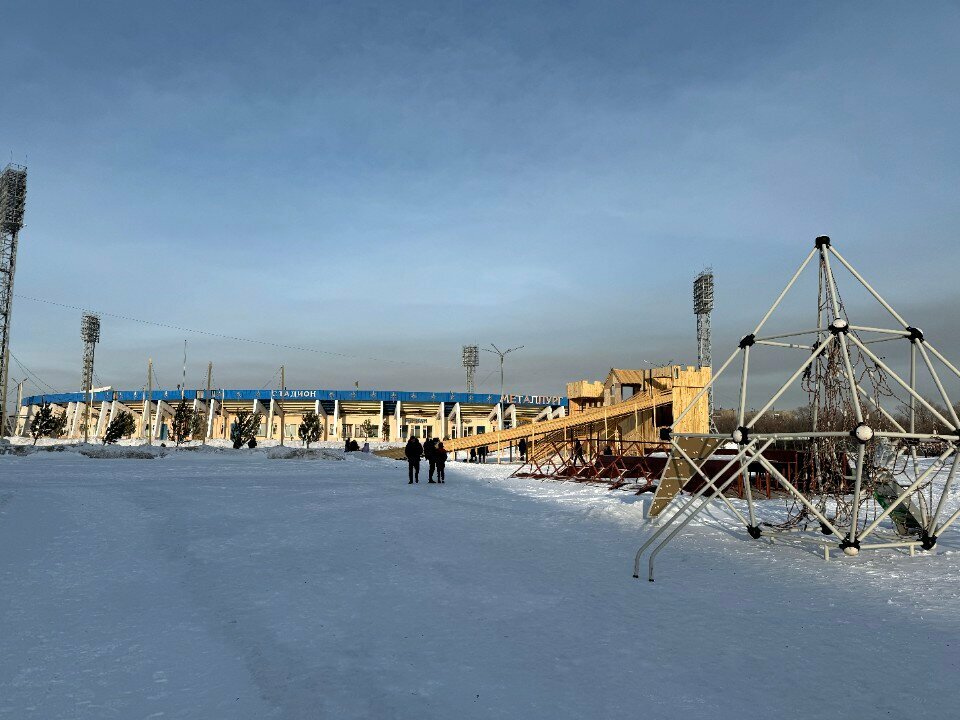 Stadyum Metallurg Stadium, Temirtav, foto
