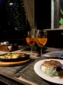 Dikovinka (ulitsa Frunze No:66А), restoran  Alekseyevka'dan