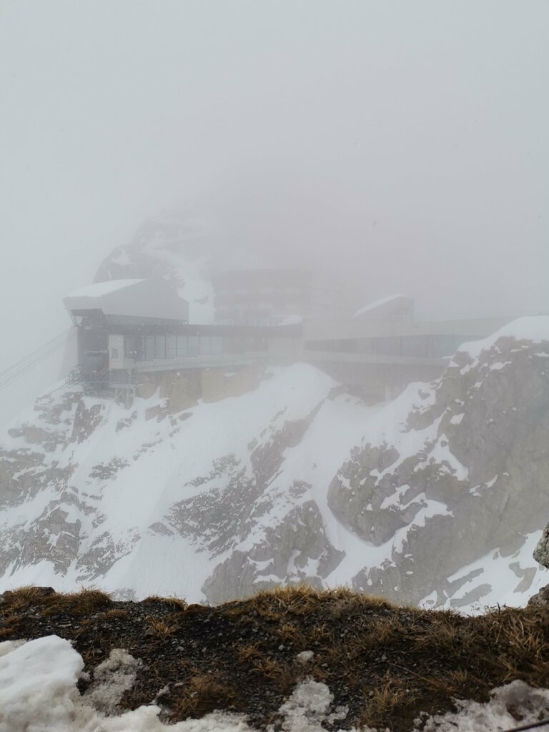 Tren istasyonu Pilatus Kulm, Obwalden, foto