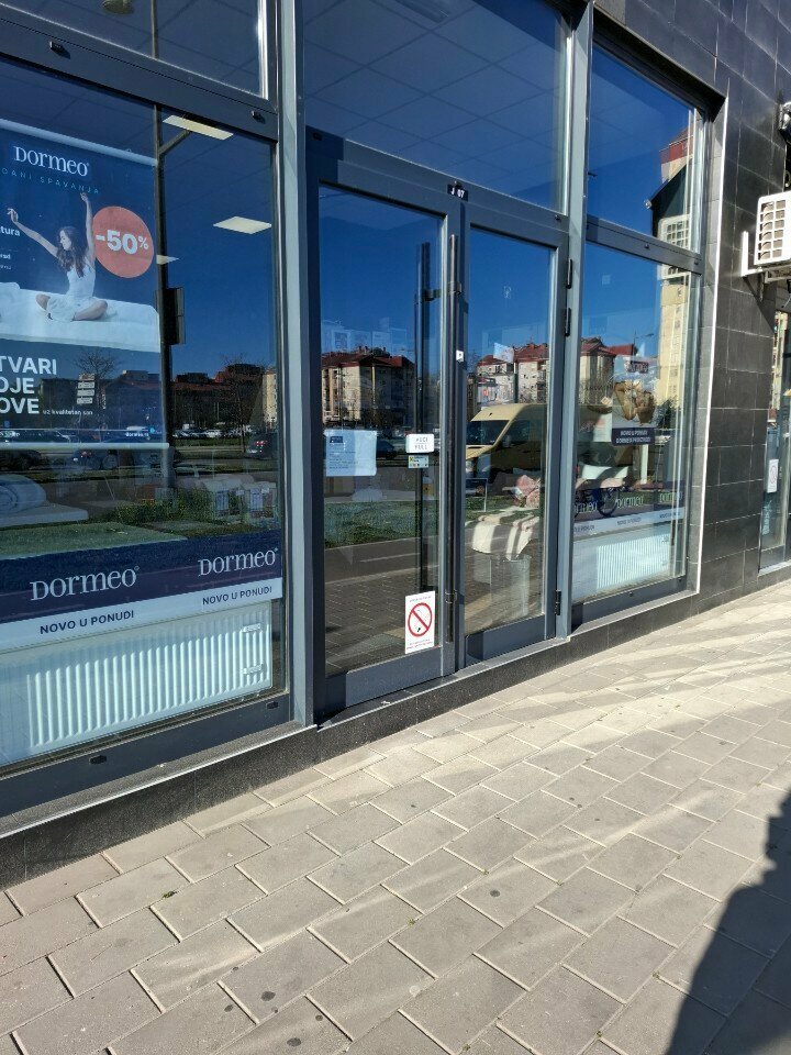 Ev tekstili mağazaları Dormeo, Novi Sad, foto