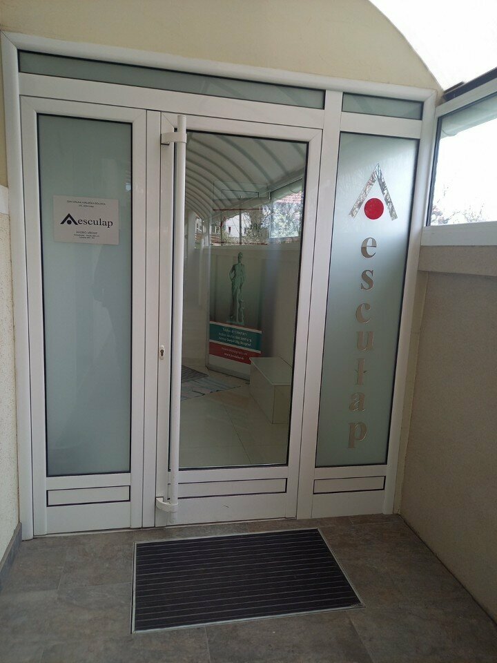 Plastik cerrahi klinikleri Aesculap, Belgrad, foto