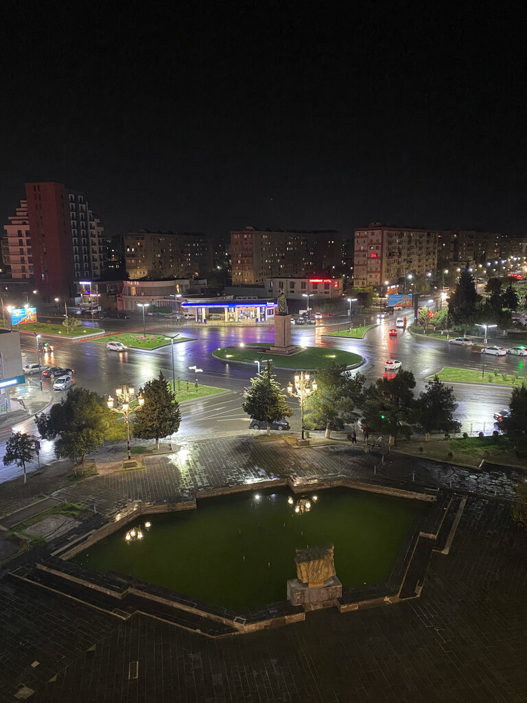 Otel Rustavi, Rustavi (Bostandere), foto