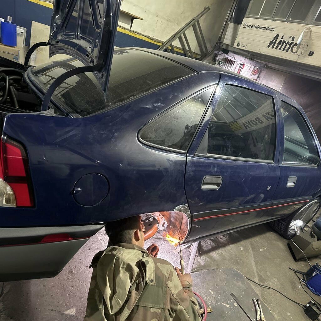 Oto kaporta Ahmet Usta Oto Kaporta & Boya, Ankara, foto