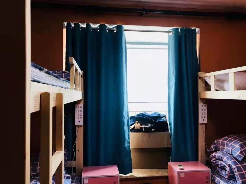 Otel Pinkhostelling laternational, Cindao, foto