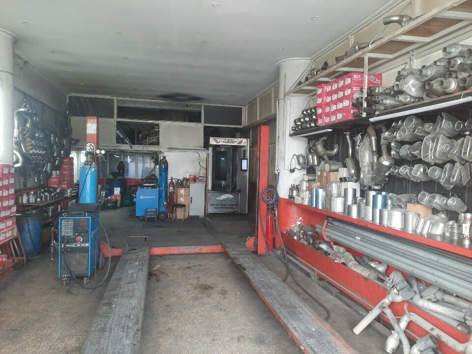 Otomobil servisi Can Oto Egzoz, İstanbul, foto
