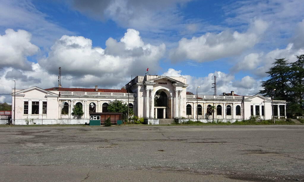 Yük istasyonu Очамчыра, Oçamçıra, foto