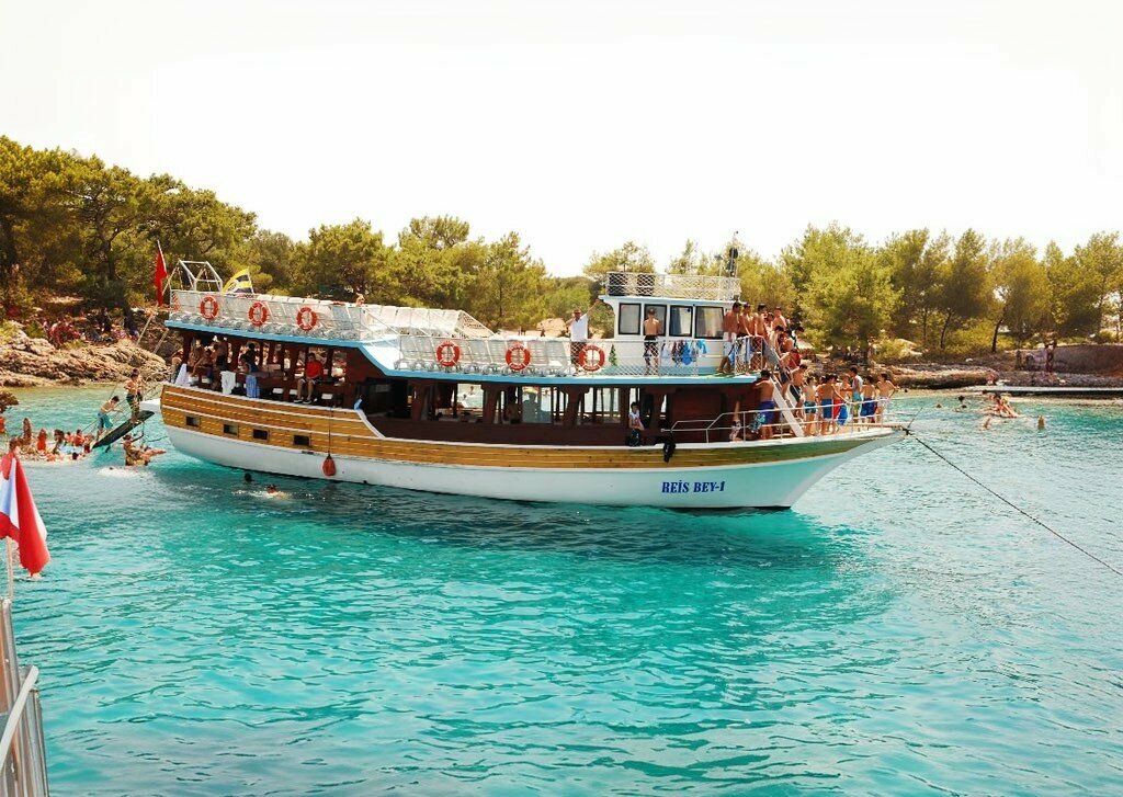 Geziler Reis Bey Teknecilik - Akyaka Tekne Turu, Ula, foto