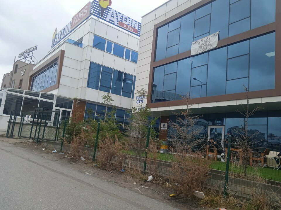 Spor ve jimnastik salonları T-Rex Gym, Ankara, foto