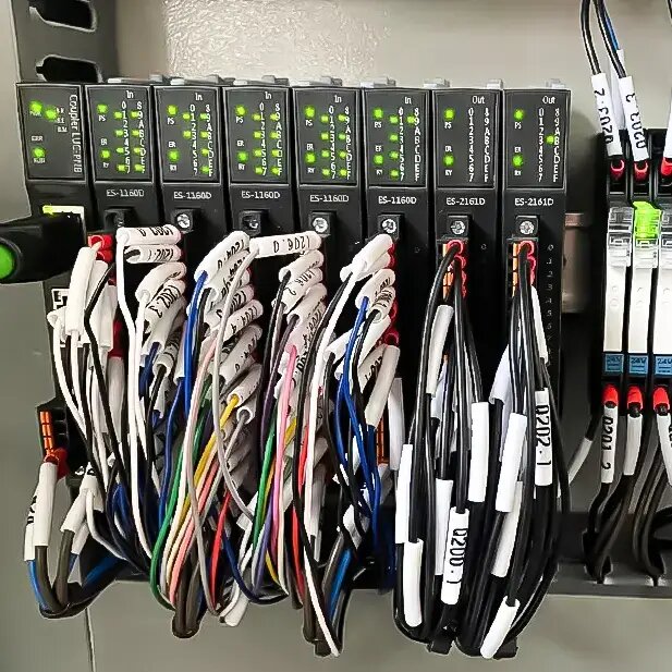 Mühendislik firmaları Onefex Technologies Cote D'ivoire, Abican, foto