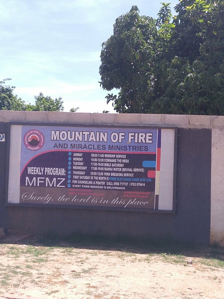 Dini dernekler Mountain of Fire and Miracles Ministries, Lusaka, foto